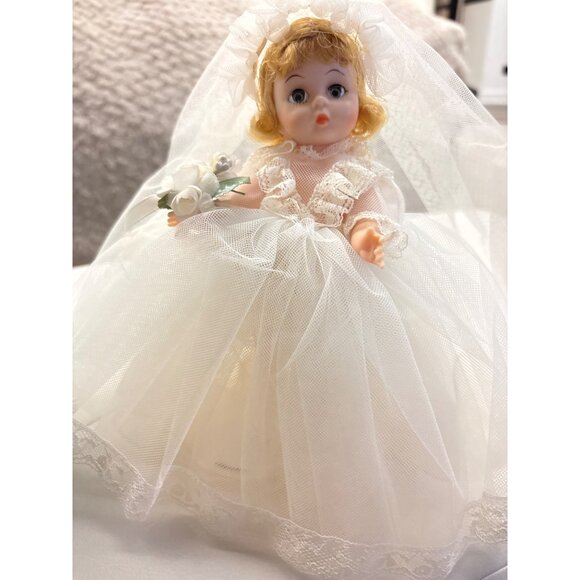 Madame Alexander | Other | Madame Alexander Bride Doll 435 Blonde Hair ...